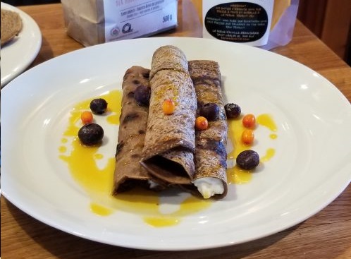 Crêpe farcie à la crème et sirop à l'argousier - Défi je mange local